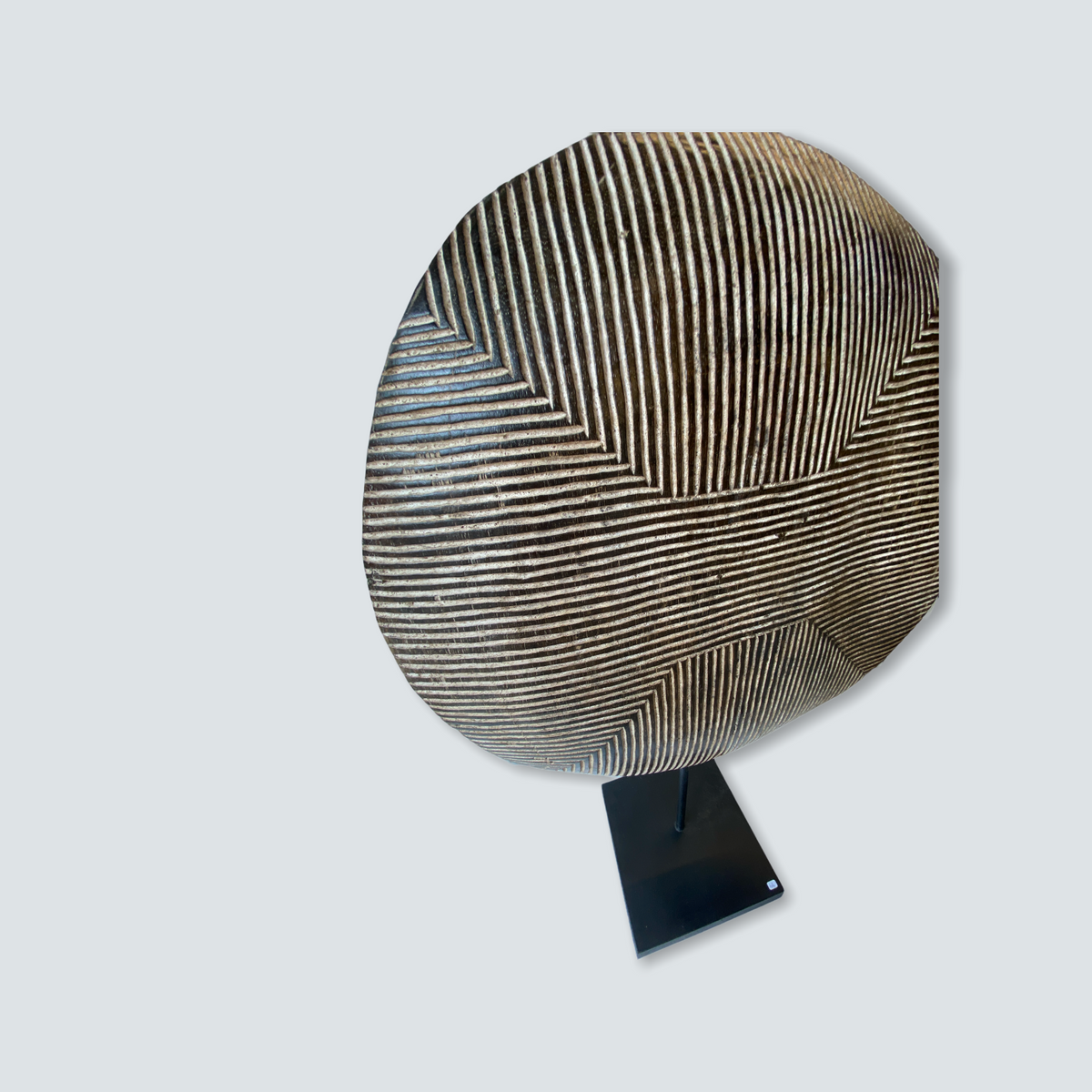 Cameroon Wooden Shield - L (03) - Botanical Boys